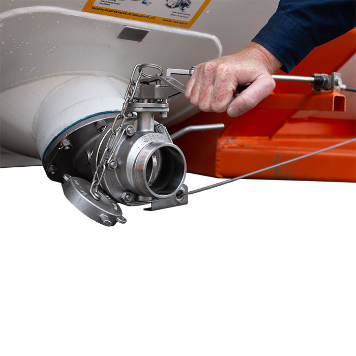 ISO Side Discharge Tank | Ground Operable | SCF